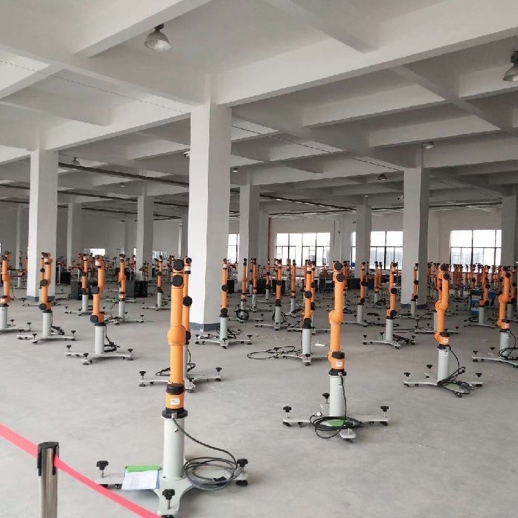 Aubo I5 Cobot Palletizing Robot Arm With Robotic Gripper And Cngbs Linear Tracker