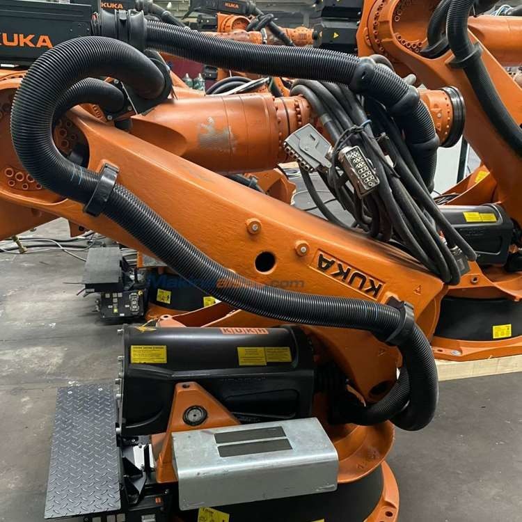 6 Axis Robotic Arm Kuka KR 60-3 With CNGBS Customized Robot Gripper For ...