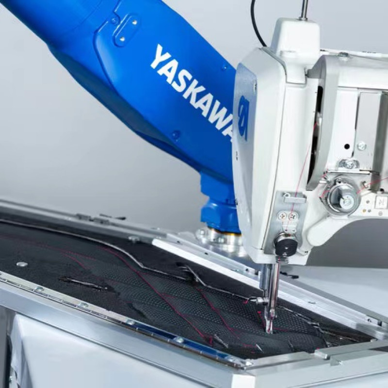 Yaskawa Gp7 And Gp8 Cobot With Hand Gripper And Cngbs Guide Rail For