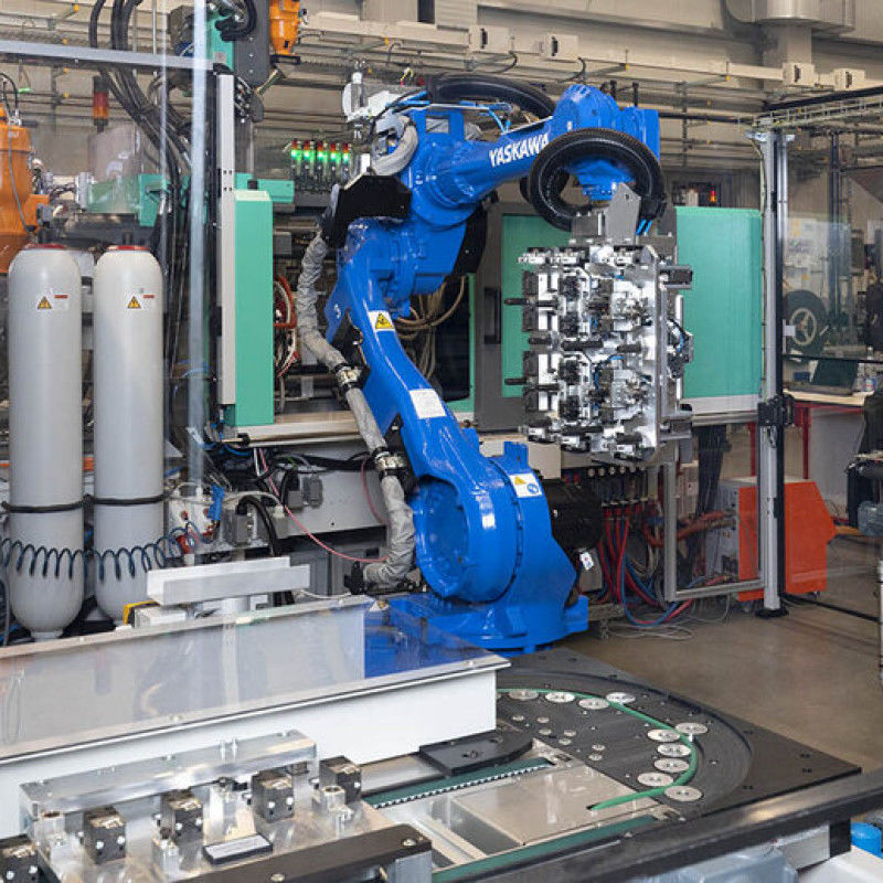 YASKAWA Palletizing Robot GP50 Pick And Place Machine With CNGBS Hand Gripper As Industrial Robot
