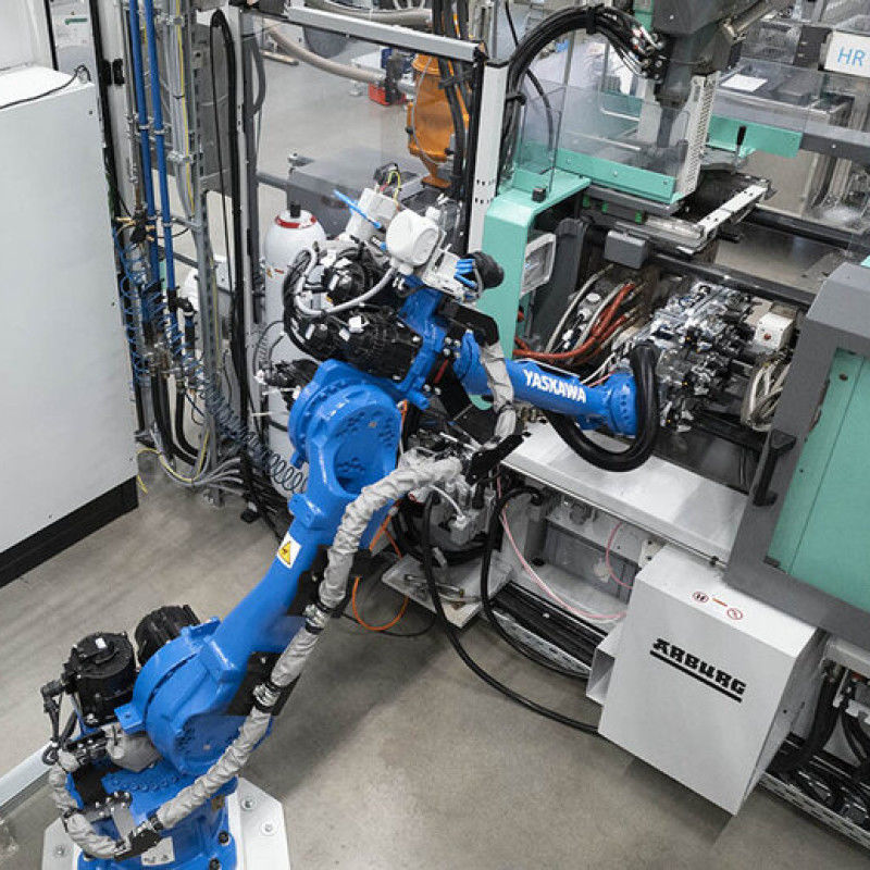 YASKAWA Palletizing Robot GP50 Pick And Place Machine With CNGBS Hand ...