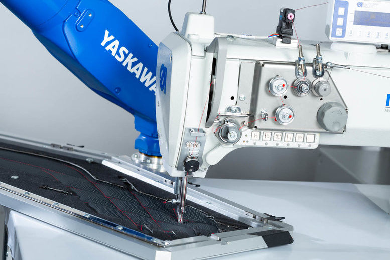 Handling IP67 927mm 7kg Payload Yaskawa Robot Arm