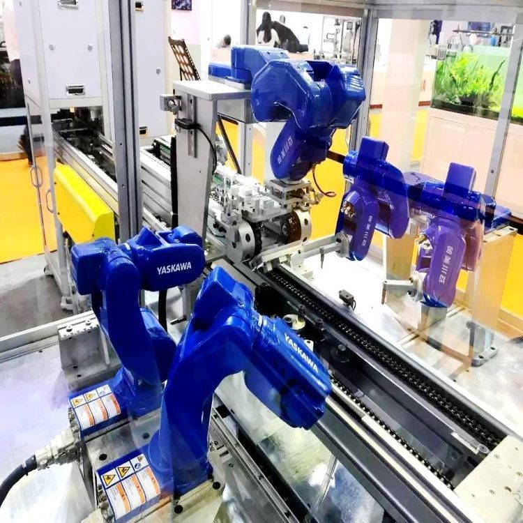 Programmable Robot Arm Motoman EPH130RLD For Automatic Painting Robot