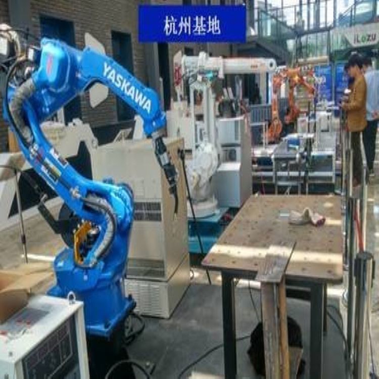 Pallet Stacking Robot 6 Axis Motoman GP50 With Robotic Arm Manipulator