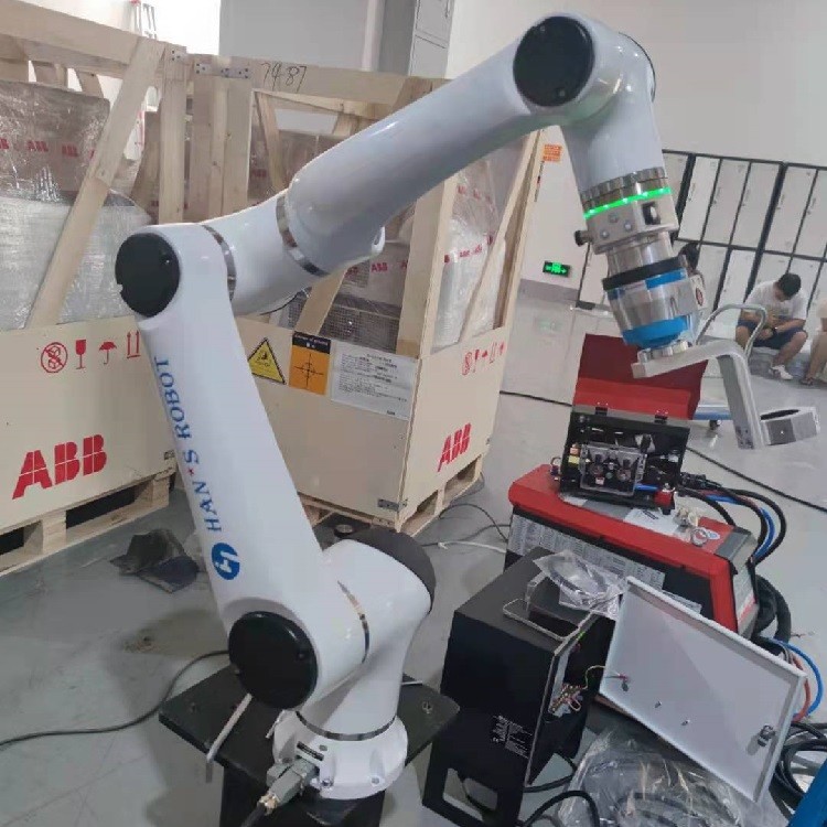 Hans E5 6 Axis Welding Robot With Torch And Rails System For Mig Mag Tig Welding Solution