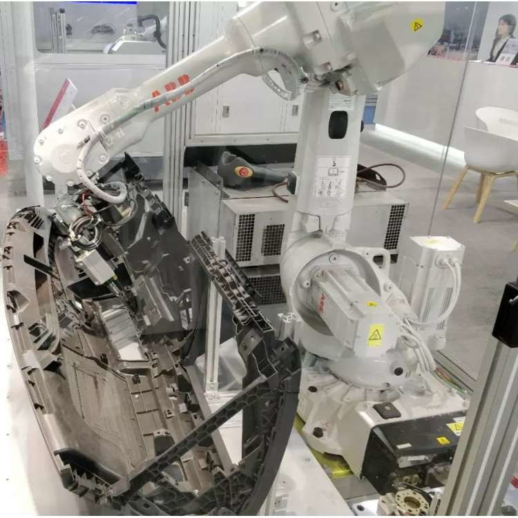 ABB IRB 2600-20/1.65 6 Axis Robotic Arm With CNGBS Welding Positioner ...