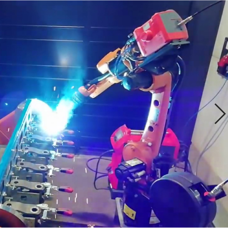 Kuka Industrial Robotic 6 Axis KR 8 R1620 With CNGBS Robot Guide Rail ...