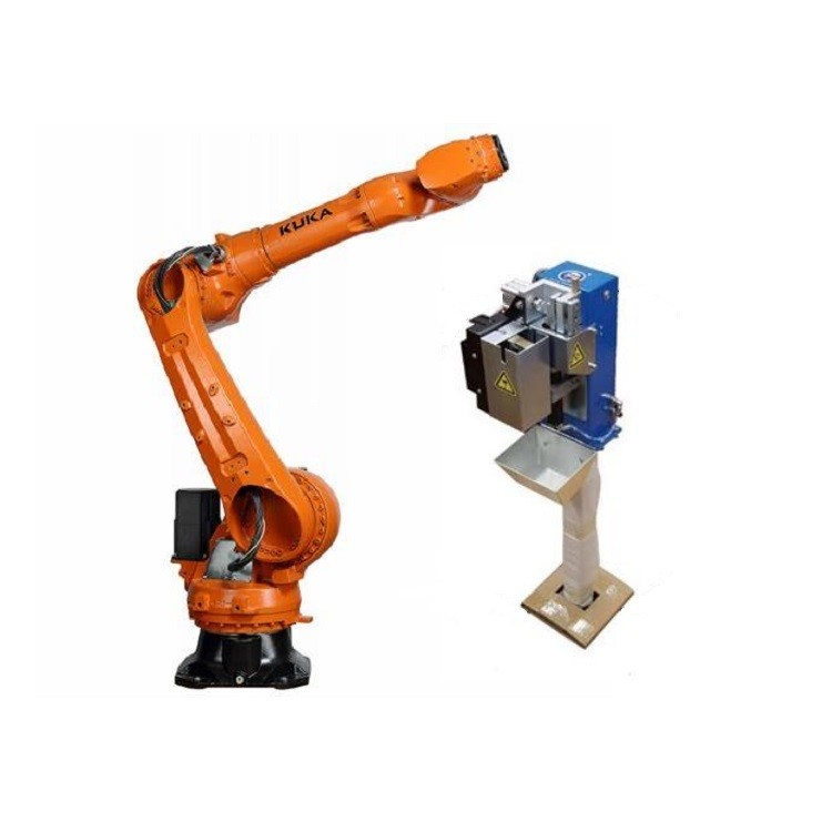 Kuka Robot KR 70 R2100 With CNGBS Gun Cleaning Station For Welding ...