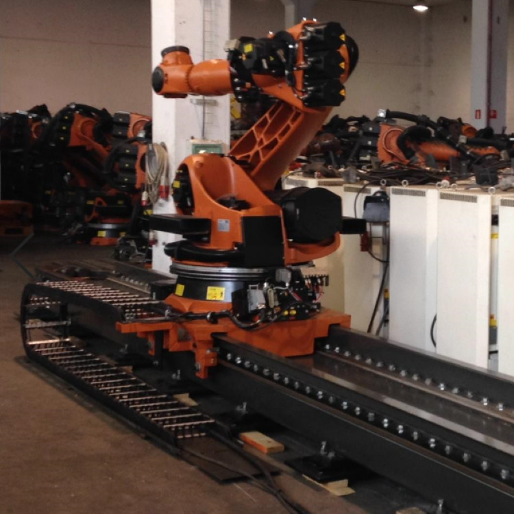 Kuka Robotic Arm 6 Axis KR 360 R2830 With CNGBS Robot Gripper For ...