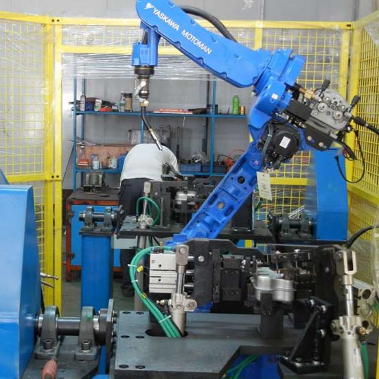 Yaskawa GP225 Handling Robotic Arm 6 Axis With CNGBS Robot Guide Rail ...