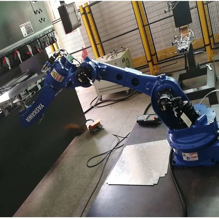Industrial Robotic Arm 6 Axis Yaskawa GP35L With CNGBS Robot Gripper For Automated Handling Robot