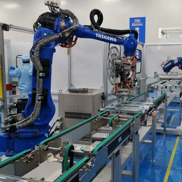 Yaskawa GP180-120 Robotic Arm With CNGBS Robot Quick Changer For ...