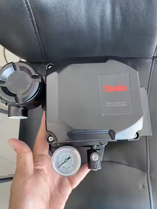 Stock supplier Tissin valve positioner TS600 TS800 SMC filter regulator ...
