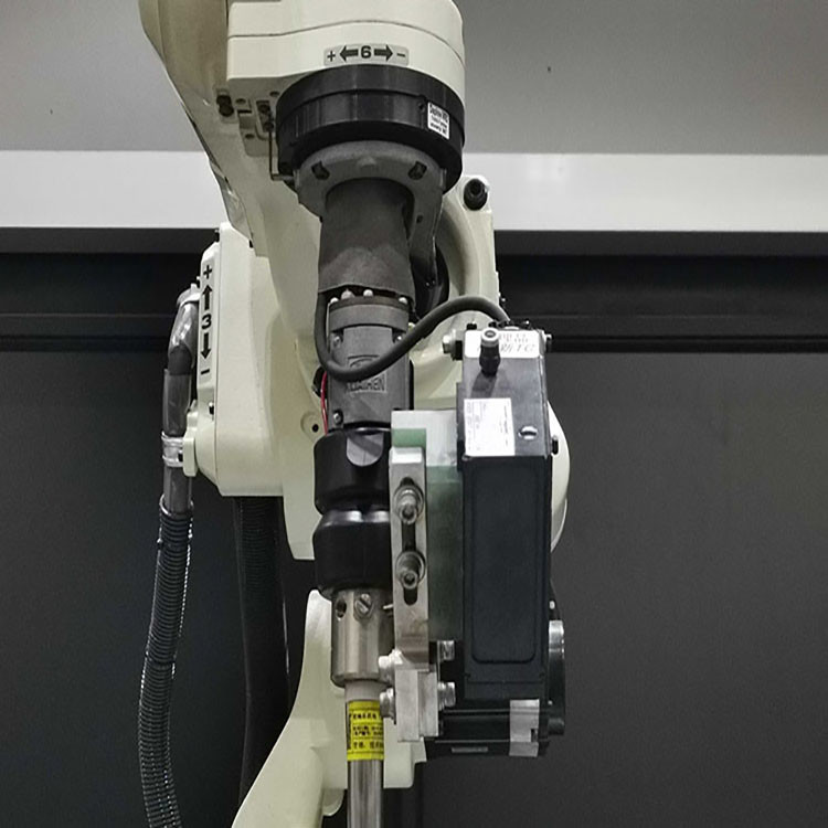 Welding Robot 6 Axis OTC FD-B6 ARC Welding Robot With Playload 6kg ...