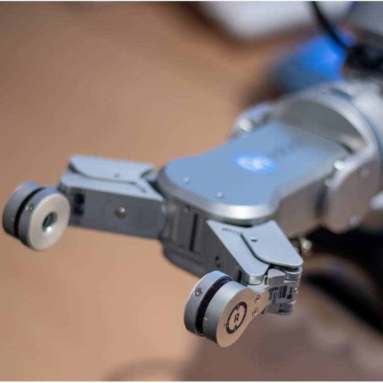 Smart Robot Gripper RG2-FT With Collaborative Robotic Arm For Industrial Robot Automation